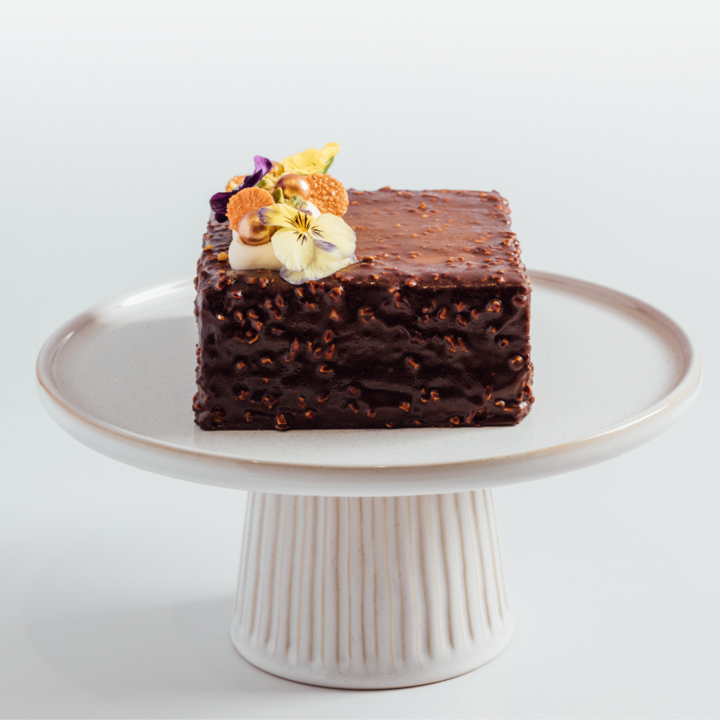 Yummiest Cakes in Auckland - Free Delivery | Memo Cakery