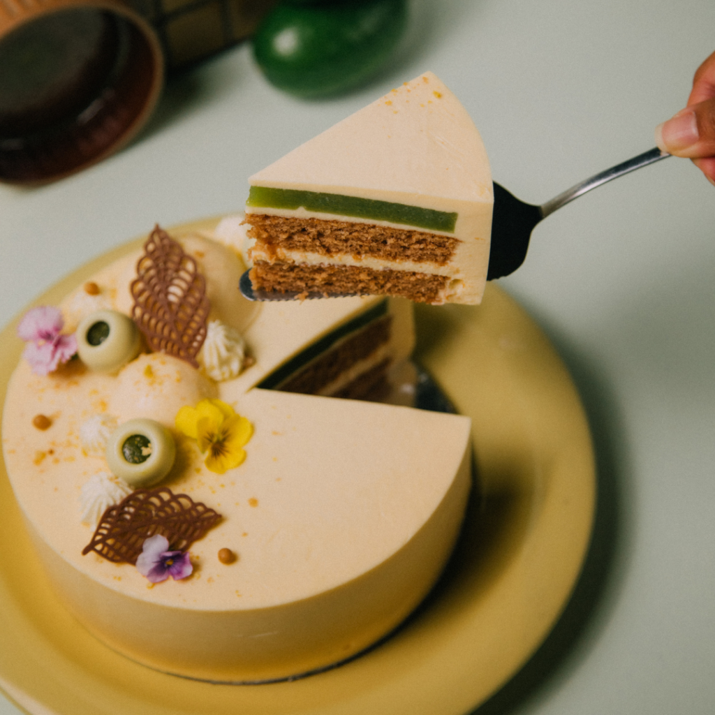 Yummiest Cakes in Auckland - Free Delivery | Memo Cakery