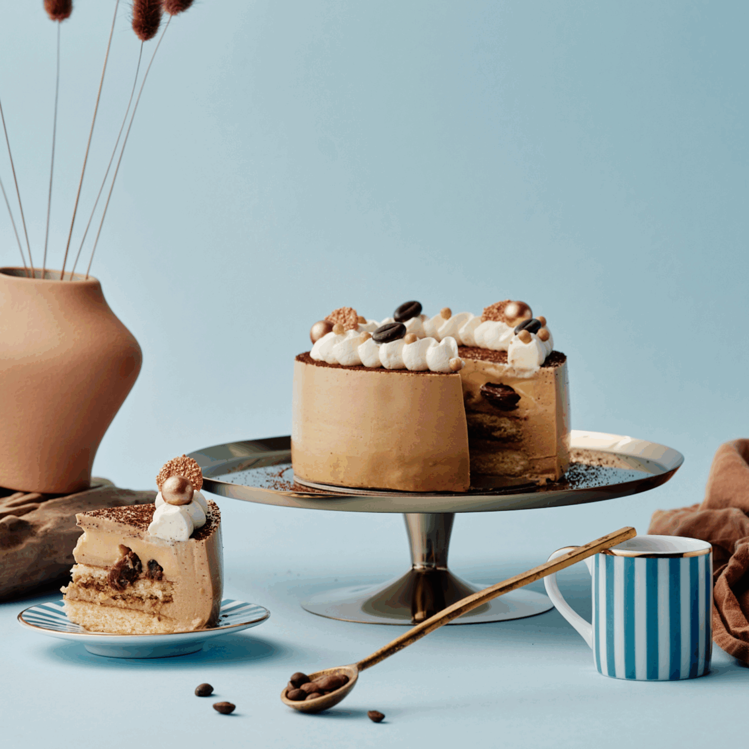 Yummiest Cakes in Auckland - Free Delivery | Memo Cakery